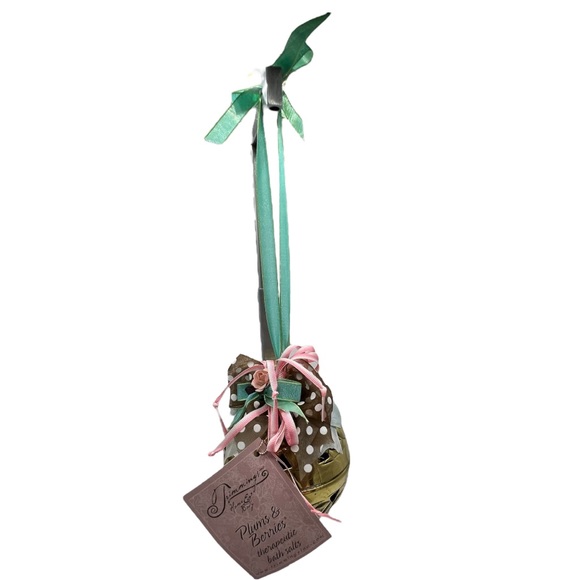 Holiday | Vintage Hinged Brass Pomander Ball Christmas Ornament Bath ...